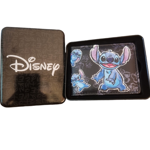 Disney | Bags | Disney Stitch Classic Character Bifold Wallet Nib ...